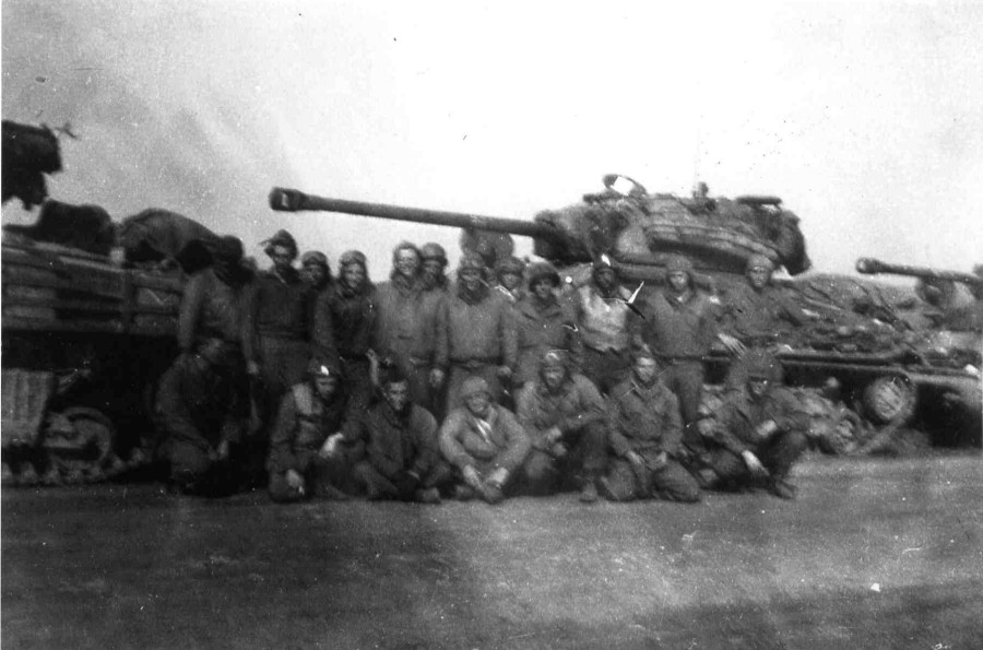 Photographs 1945 – 756tankbn.com